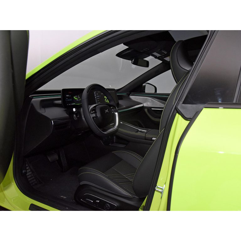 Xpeng P7 - Borderless Car