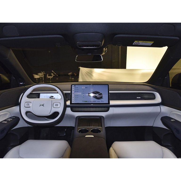 Xpeng G6 - Borderless Car