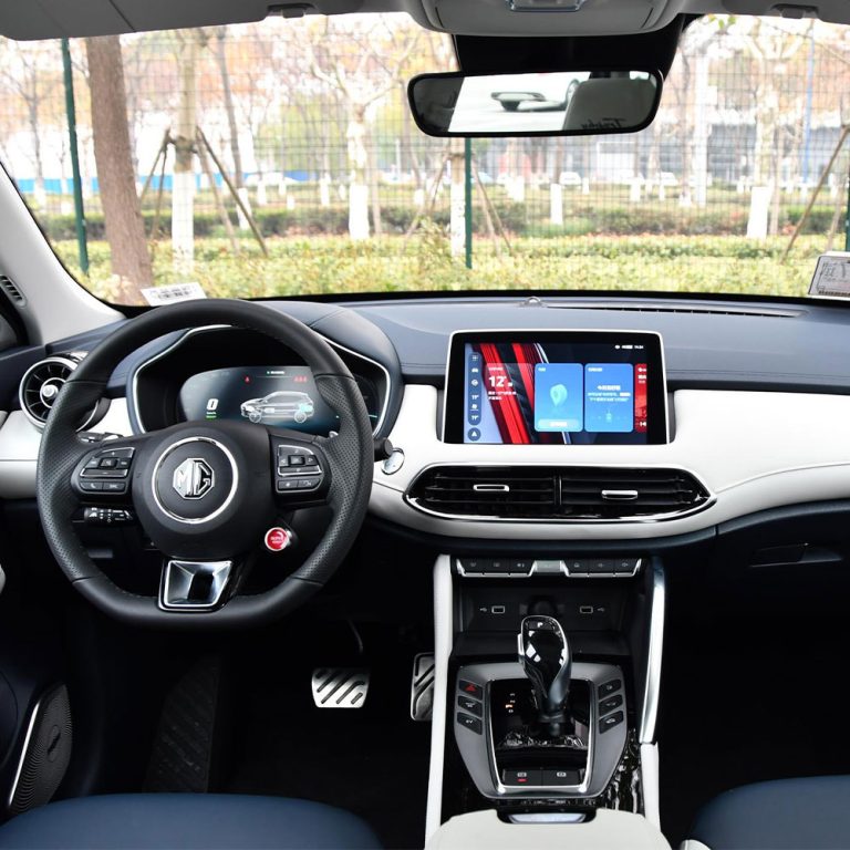 MG HS PHEV - Borderless Car