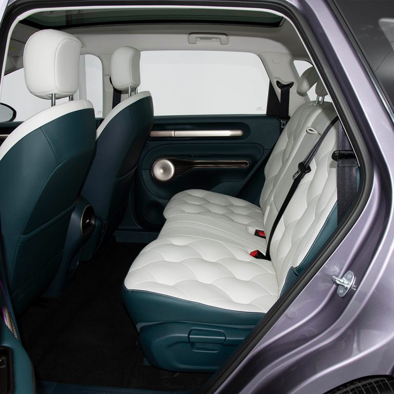 Baojun Yunduo - Borderless Car