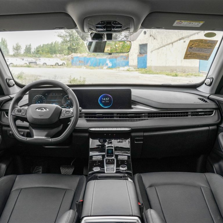 Chery Tiggo 8 Plus - Borderless Car