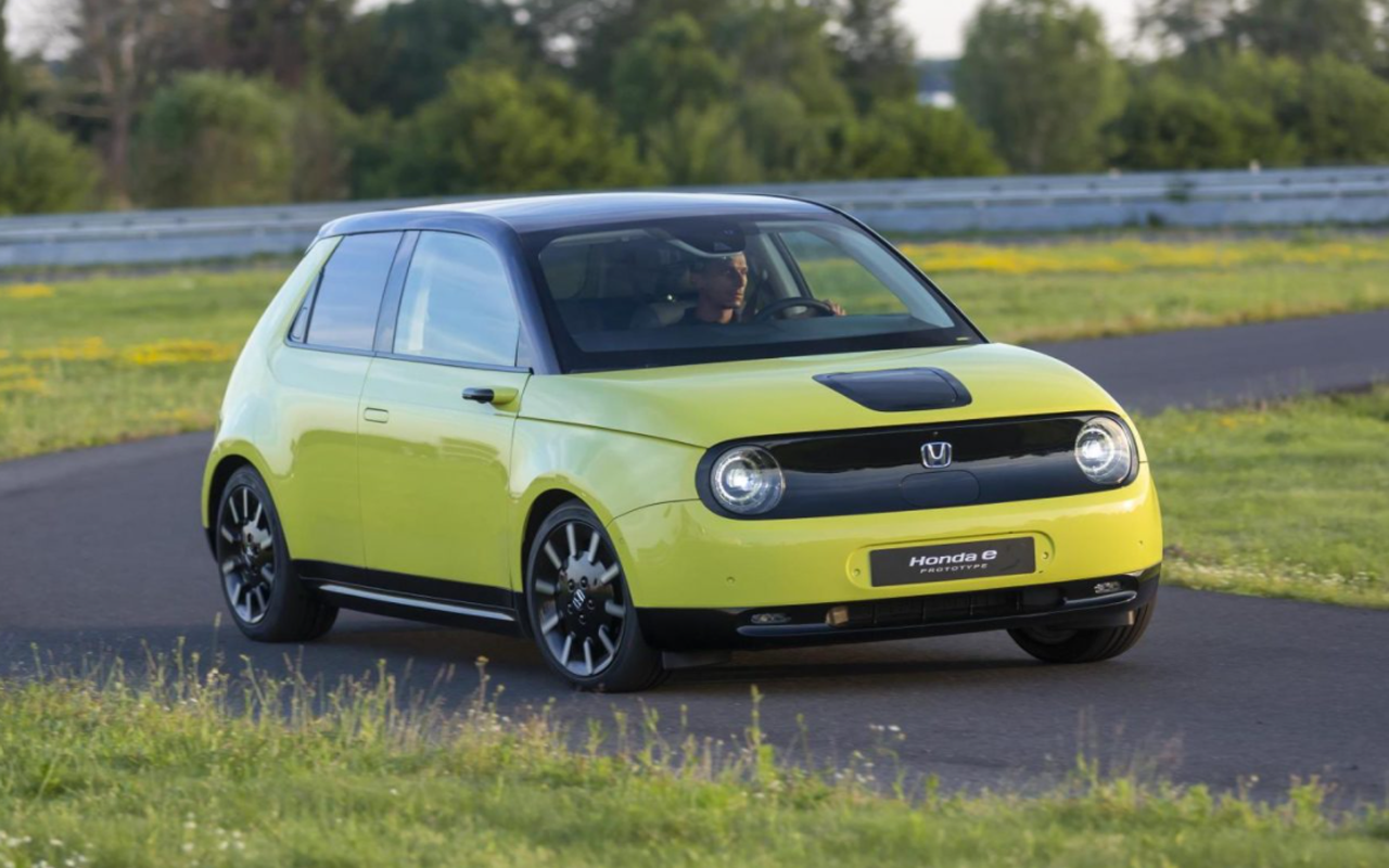 The 10 Best Small Electric Cars: Convenience Meets Performance - Borderless Car