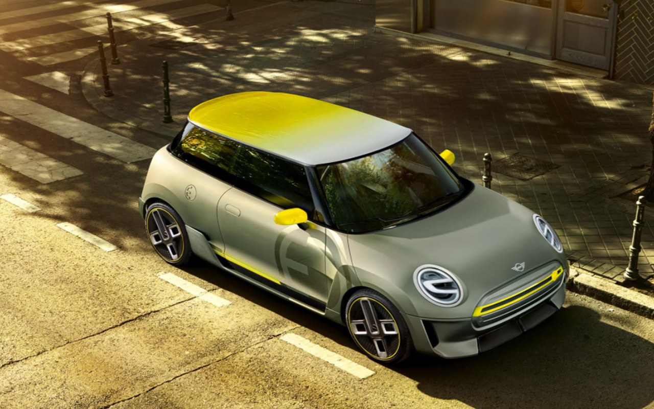 The 10 Best Small Electric Cars: Convenience Meets Performance - Borderless Car