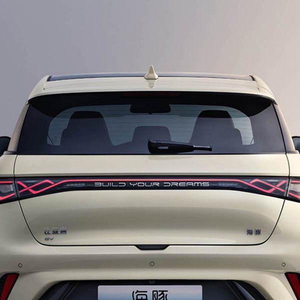 BYD Rear Windshield - Borderless Car